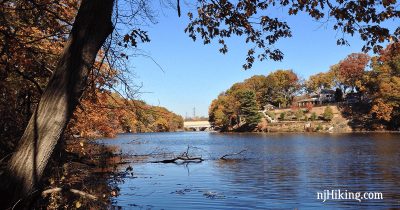 Helyar Woods at Rutgers Gardens | njHiking.com