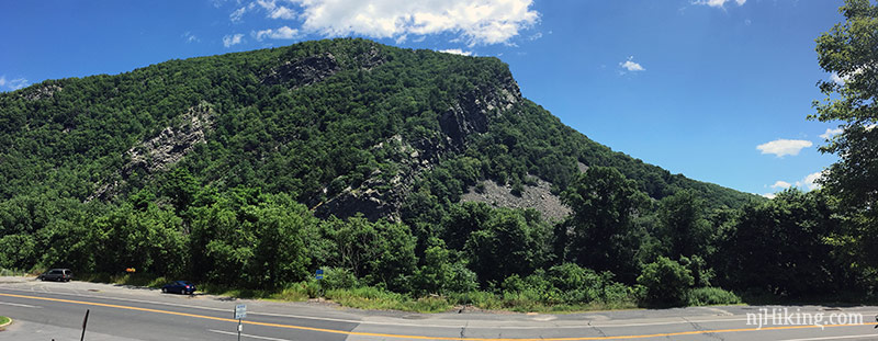 Mt. Minsi, Table Rock, Cold Air Cave, Slateford Falls | njHiking.com