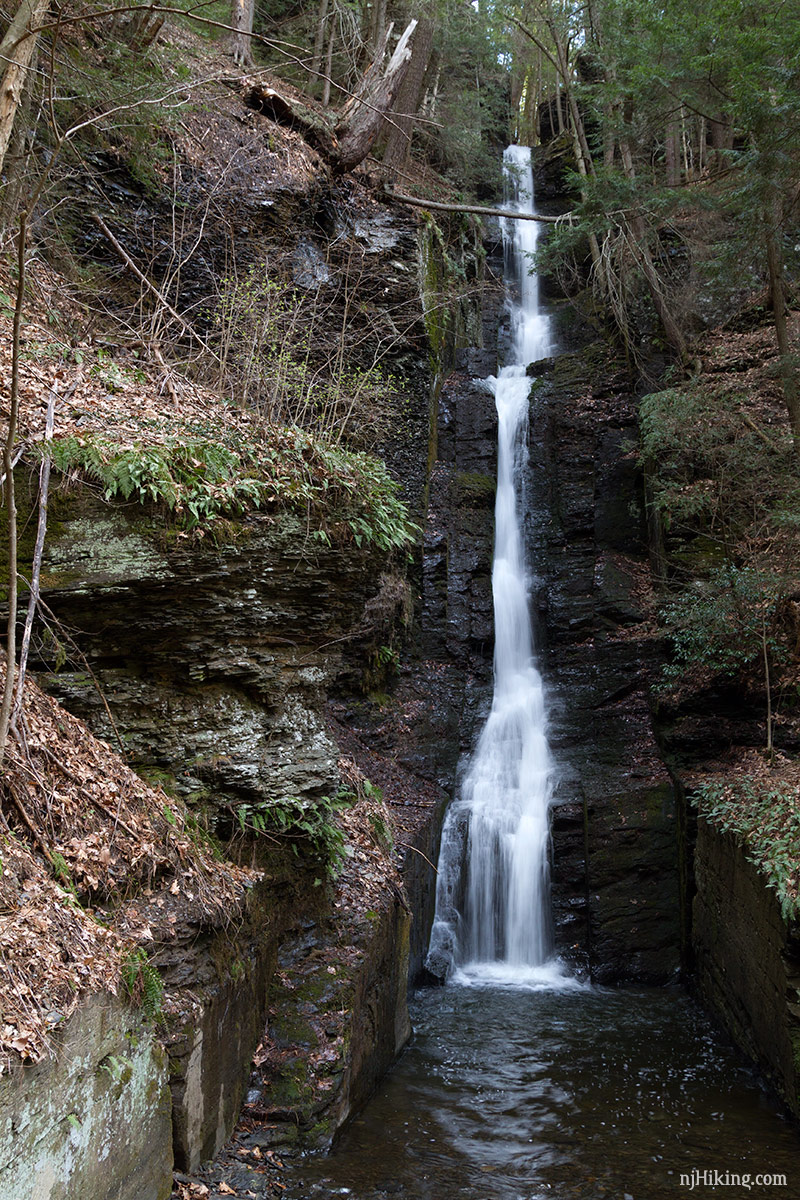 Dingmans Falls | njHiking.com