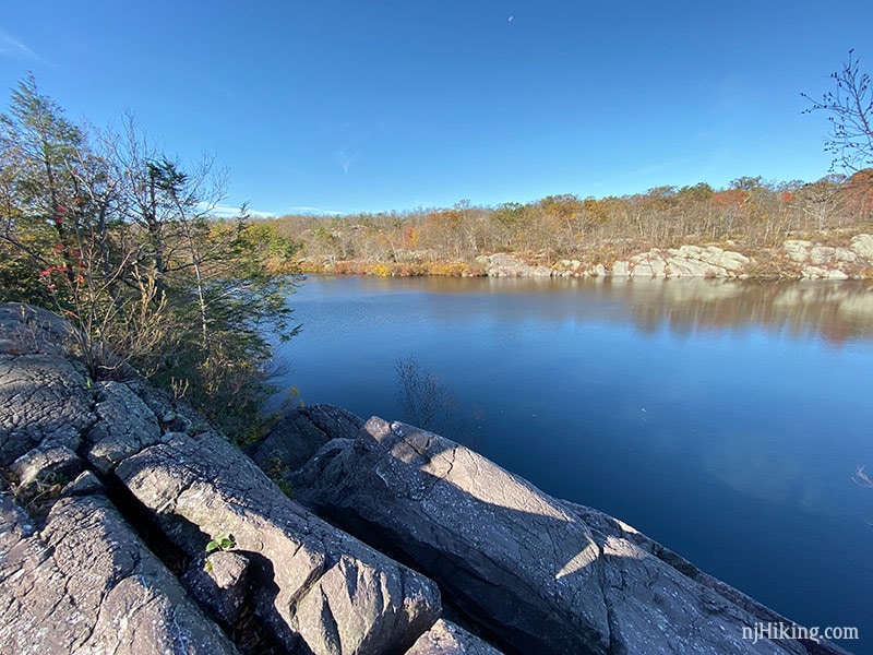 Hiking the Terrace Pond North Trail in October | njHiking.com