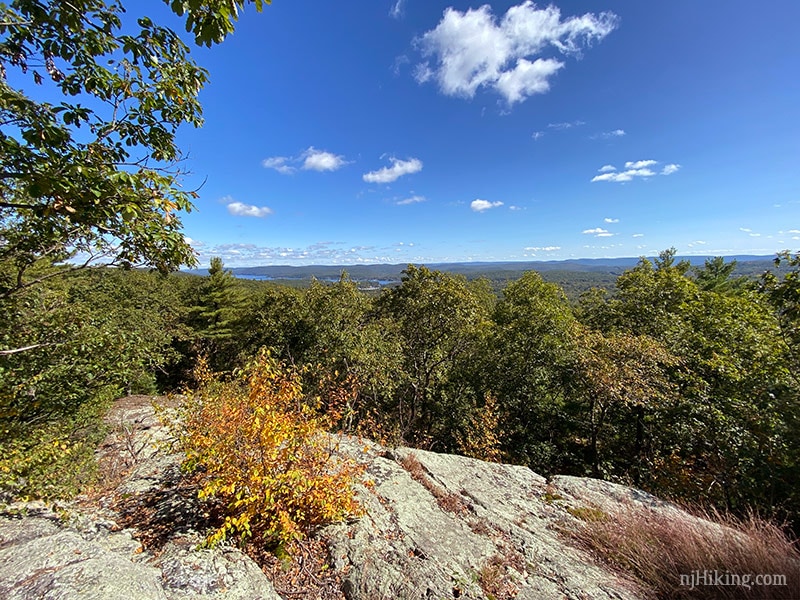 Terrace Pond North | njHiking.com
