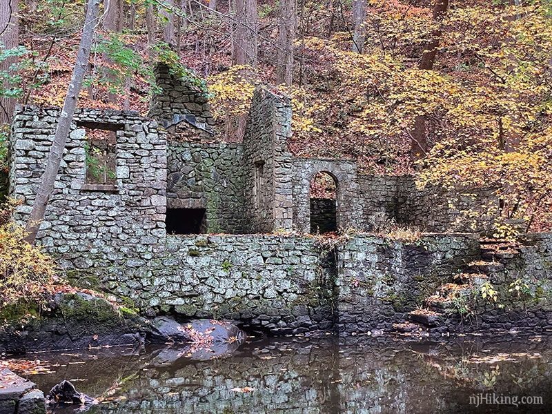 Kay’s Cottage Ruins | njHiking.com