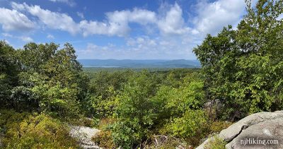 Grand Castle Loop | njHiking.com