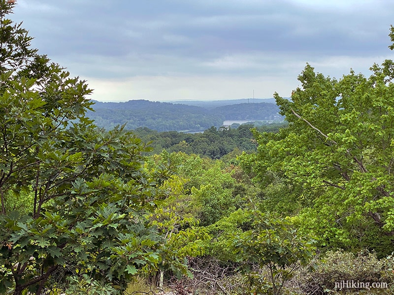 Grand Castle Loop | njHiking.com
