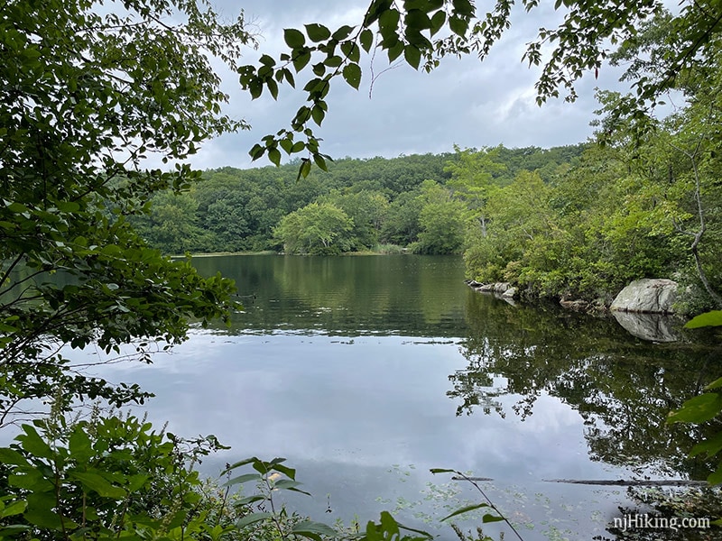 Grand Castle Loop | njHiking.com