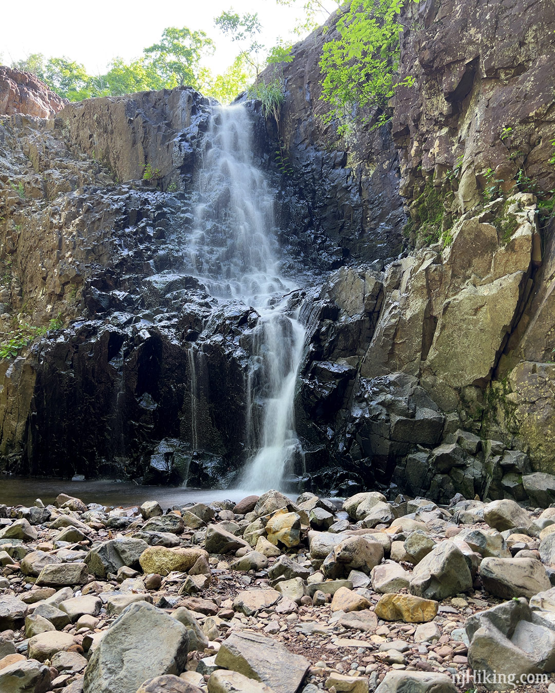 South Mountain Reservation – Hemlock Falls | njHiking.com