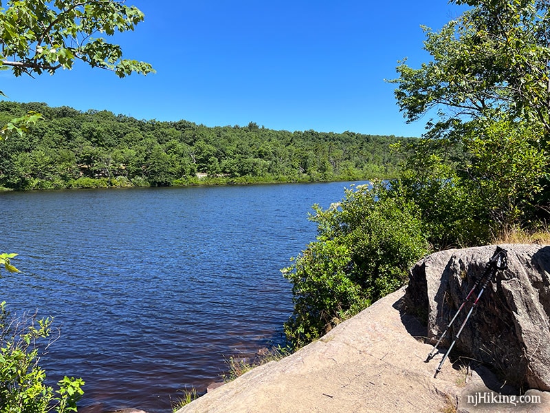 Bearfort Ridge Loop – Surprise Lake | njHiking.com